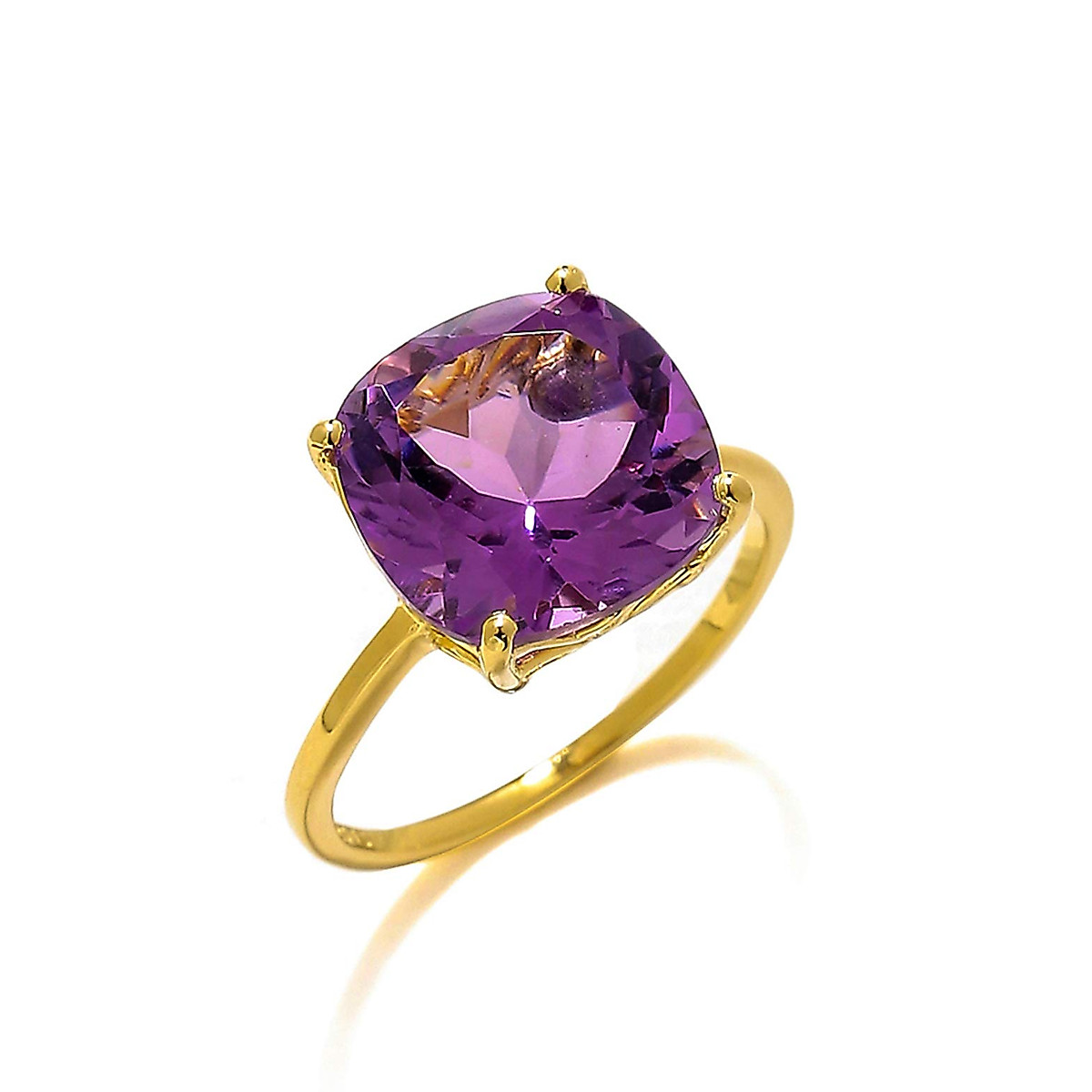 YoTreasure 10kt Yellow Gold Amethyst Solitaire Chunky Ring (Cushion, 5.85 ct. t.w.)