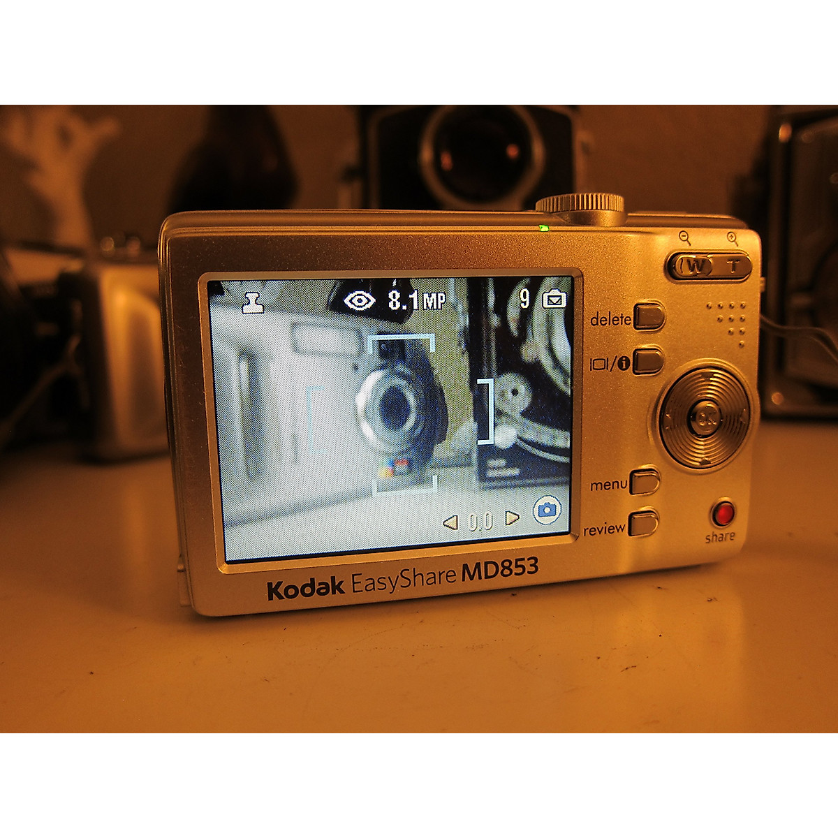 Kodak EasyShare MD853 8.2MP 3X Optical/5x Digital Zoom Camera