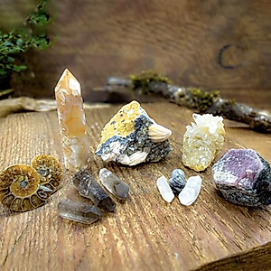 Crystal Variety Subscription Box - Crystal Meditation - Crystal Decorations - Crystal Gifts - Crystal Collectors - Healing Crystals