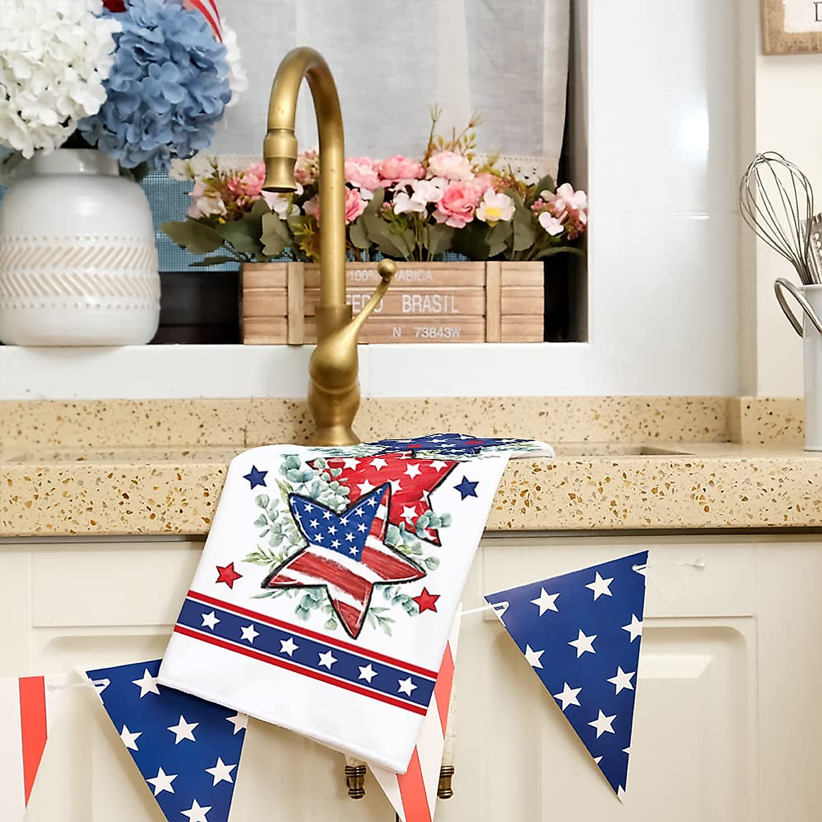 GEEORY Kitchen Towels for 4th of July Decorations Stars and Stripes USA Patriotic Dish Towels 18x26 Inch Ultra Absorbent Bar Drying Cloth Hand Towel for Kitchen Bathroom Party Home Set of 2 GD086