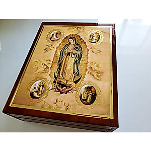 Vela para Bautizo con Caja de Madera con 12 Organzas de Recuerdos con Rosarios Biblia en Espanol