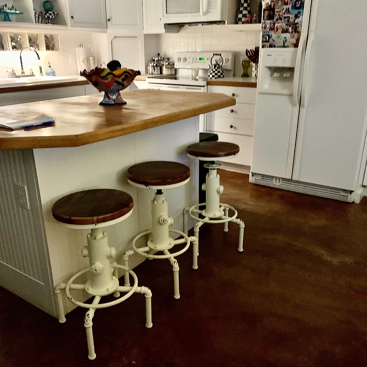 Topower Antique Vintage Industrial Barstool Solid Wood Water Pipe Fire Hydrant Design Cafe Coffee Industrial Bar Stool Set of 2 Antique White