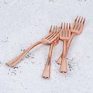 Cabilock 24pcs Disposable Mini Fork Fruit Dessert Pudding Forks Mini Plastic Tasting Forks for Appetizer Desserts Cocktail Cake Fruit Wedding Party Rose Gold