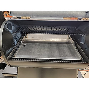 Outfitter's Edge Outdoor Grill Skillet 26' x 18' With Grease Hole, Silver, 26x18, (OFE2618HSSG)