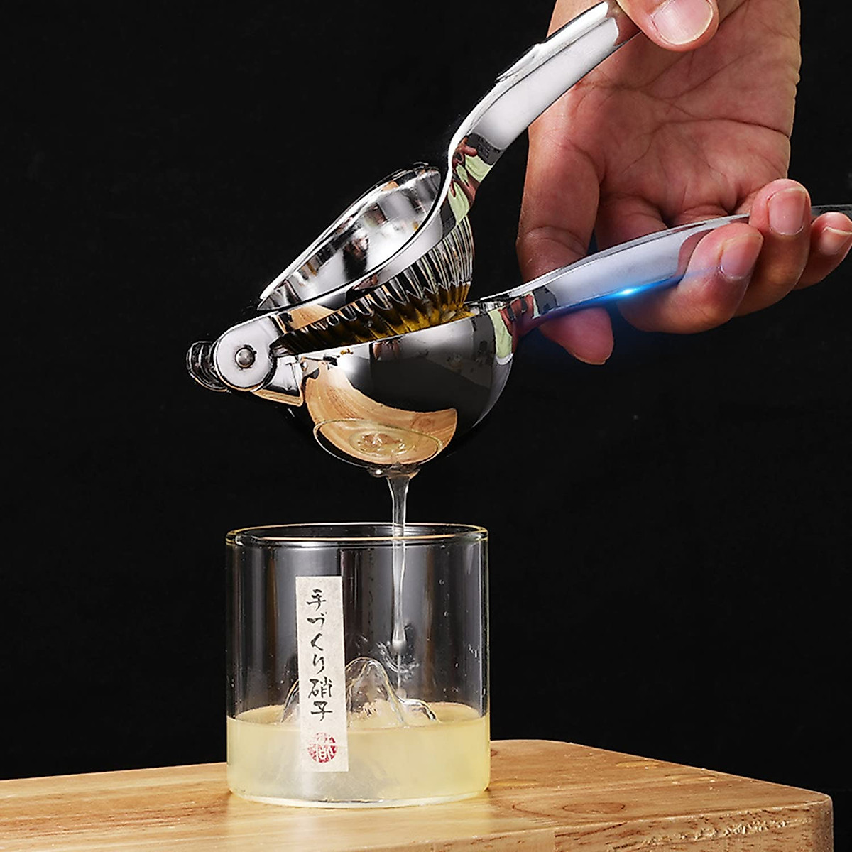 Kitchen Handheld Lemon Squeezer - Heavy Duty Citrus Juicer & Lemon Juicer Hand Press With Curved Handle - Manual Lemon Lime Squeezer & Metal Citrus Squeezer For Extracting Juices