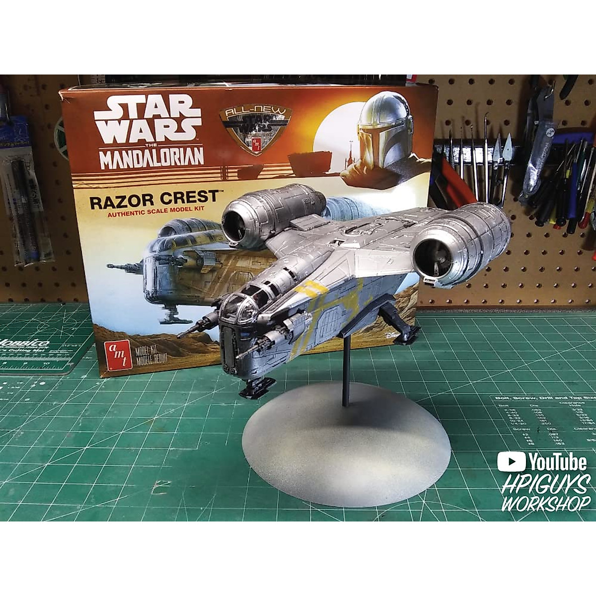 AMT Star Wars: Mandalorian Razor Crest 1:72 Scale Model Kit