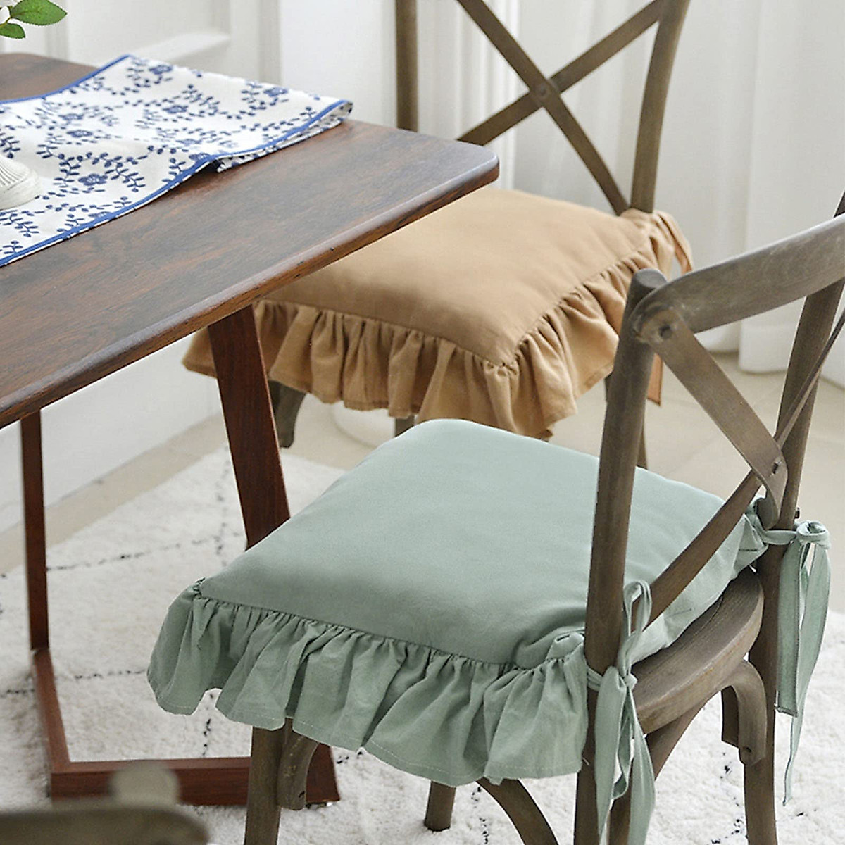 4 Pack Chair Pads for Dining Chairs with Ruffled, Vintage Seat Cushion with Ties Non Slip Kitchen Chairs Cushion Pads Soft Cotton Washable (Pure White,40*40cm/15.7*15.7in)