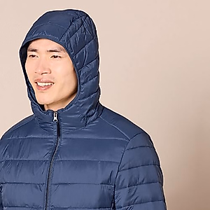 Amazon Essentials Men's Lightweight Water-Resistant Packable Hooded Puffer Jacket, Navy, Large