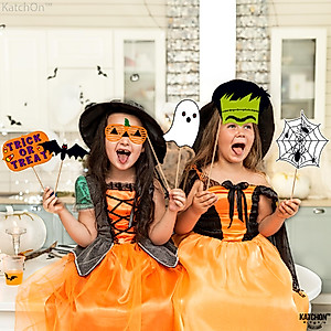 KatchOn, Scary Halloween Photo Booth Props - Large, Pack of 22 | Hocus Pocus Halloween Photo Props for Photoshoot | Halloween Selfie Props | Halloween Picture Props for Halloween Party Decorations