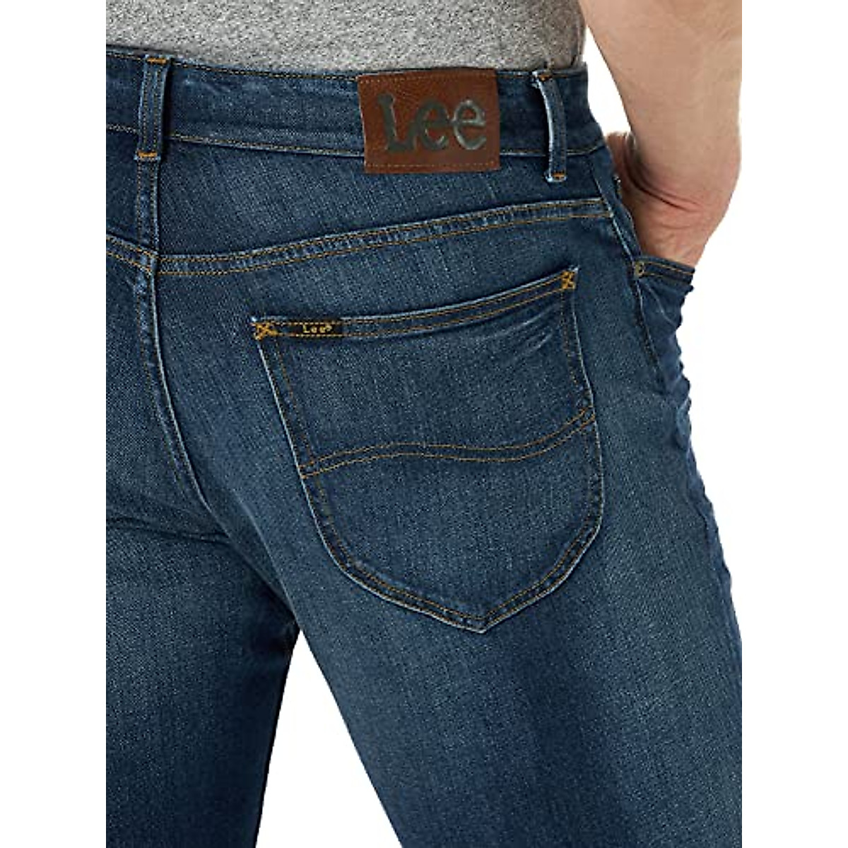 Lee Men's Extreme Motion Bi-Stretch Straight Fit Tapered Leg Jean, Bucket, 36W x 29L