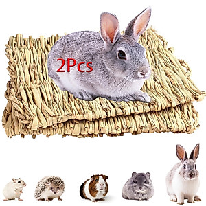 COTELEEC 2 PCS Rabbit Grass Mats, Natural Straw Hay Woven Rabbit Bed Cage Mats Pet Handmade Bedding, Sleeping Chewing Nesting and Toys for Hamster Bunny Chinchilla Bird and Other Small Animal (2Pcs)