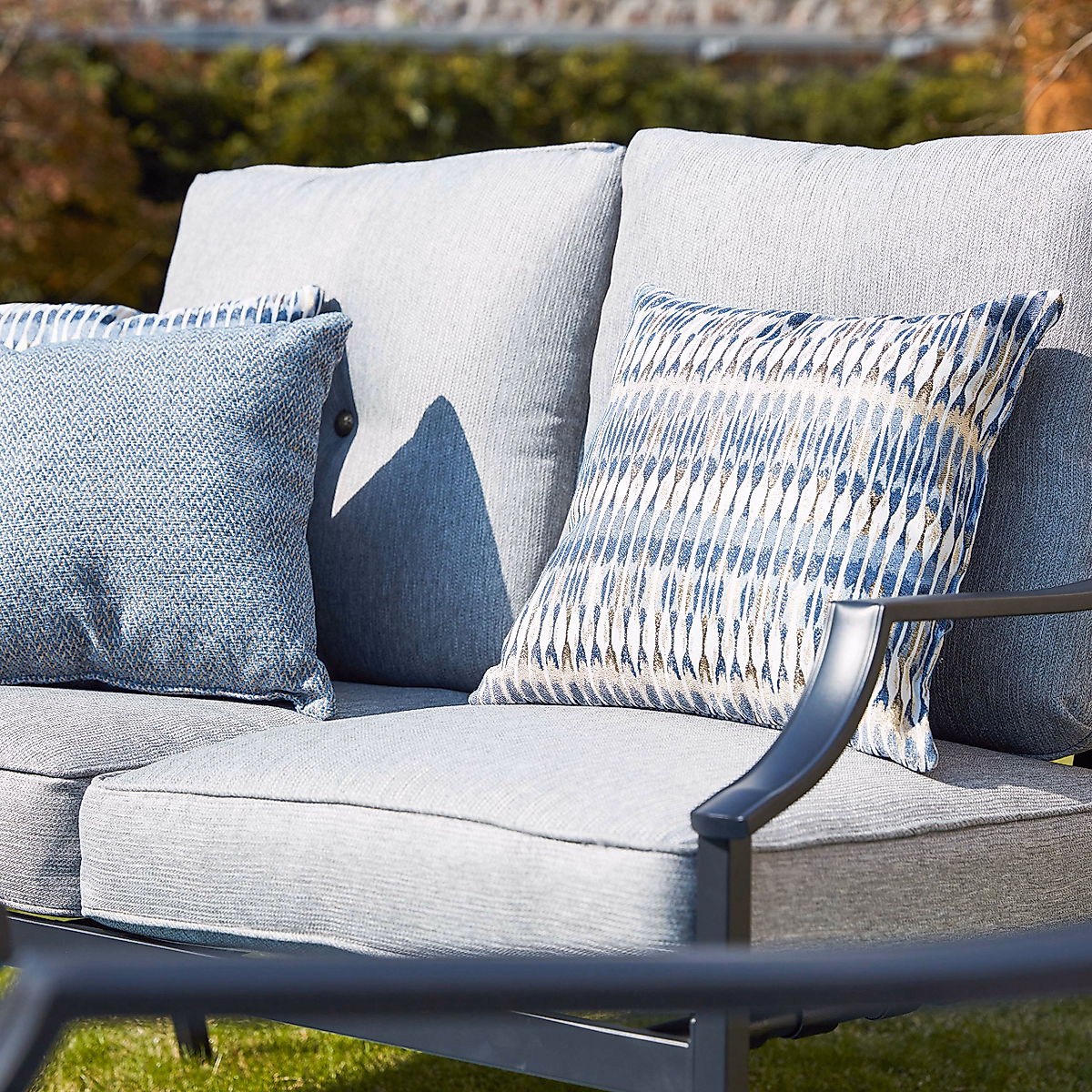 Kamont 4 PCS Patio Furniture Conversation Set Outdoor Furniture Set Metal Chairs w/All Weather Cushioned Love Seat,Poolside Lawn Chair,Coffee Table (Grey)