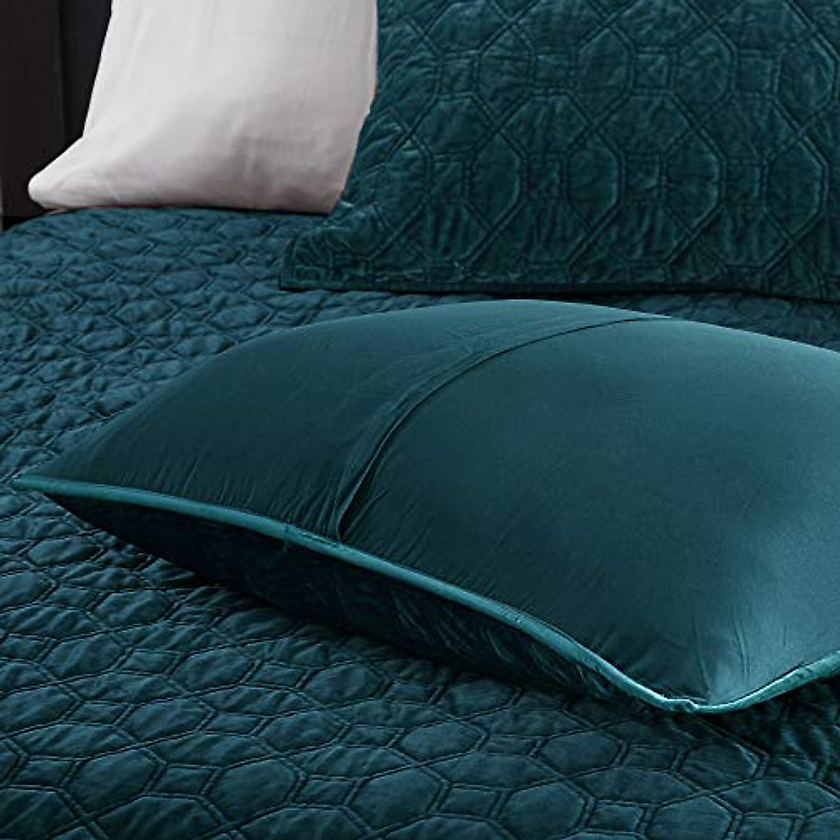 Madison Park Harper Quilt Set-Faux Velvet Casual Geometric Stitching Design All Season, Lightweight Coverlet, Cozy Bedding, Matching Shams, King/Cal King(104"x94"), Teal 3 Piece