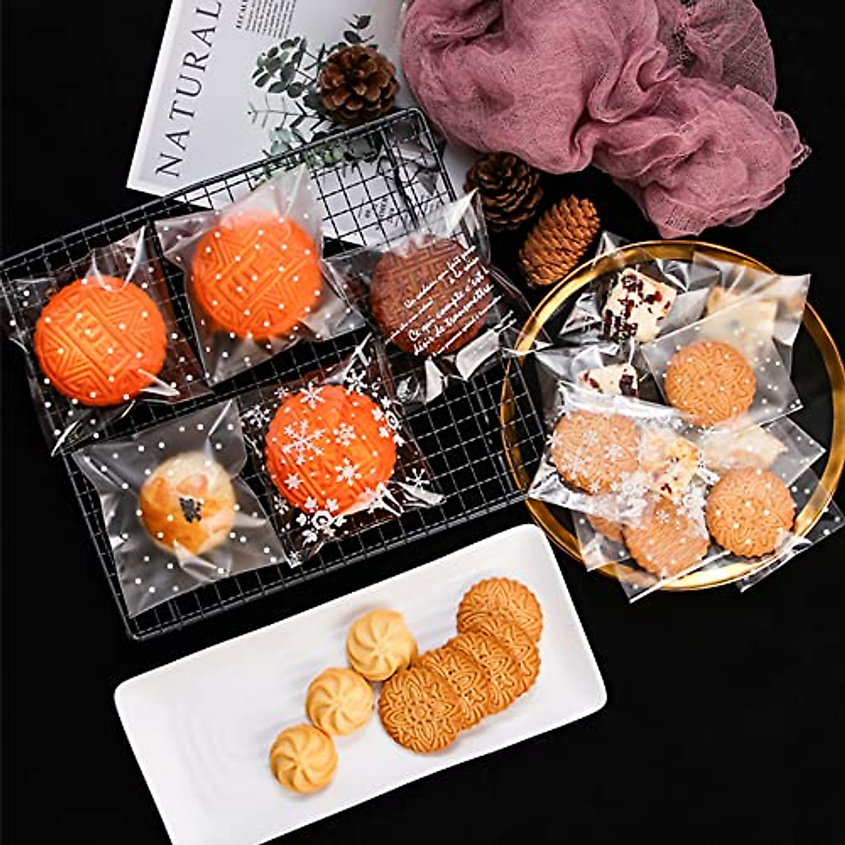 Cookie Bags Self Adhesive Cellophane Treat Bags - 100 pcs 3.94" x 3.94" Plastic White Polka Dot Pastry Bags for Dessert Candy Chocolate Bakery Cookie Packaging Party Gift