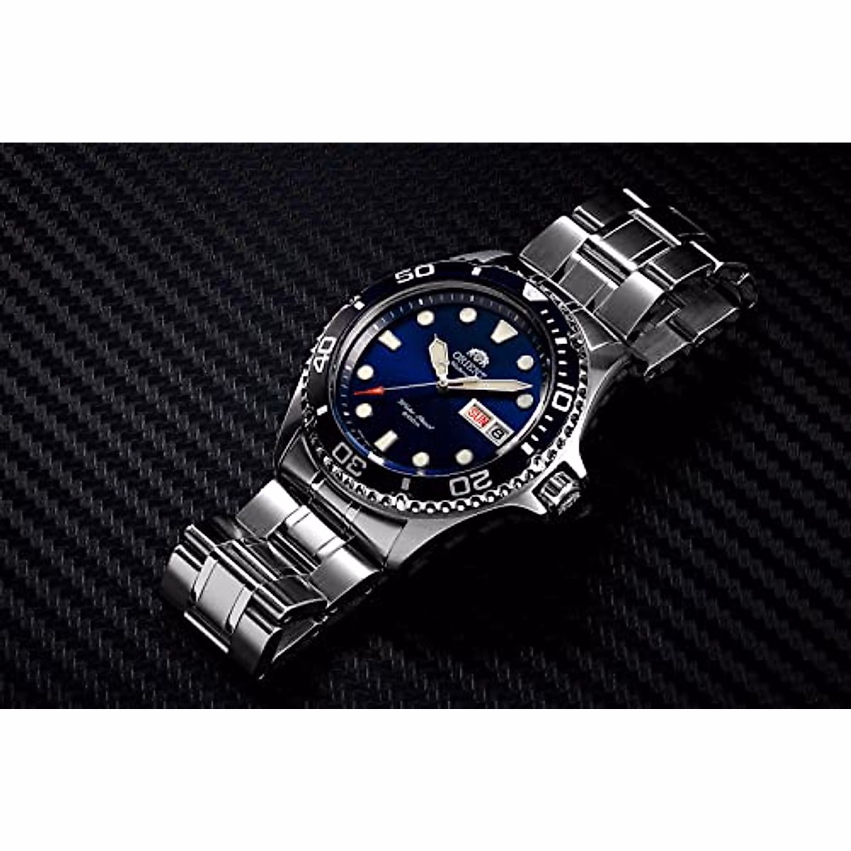 ORIENT Men's Japanese Automatic / Hand-Winding Stainless Steel 200 Meter Diving Watch