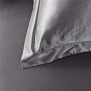 Grey Gray Luxury Silk Bedding Set. Include Silk Duvet Cover, Silk Pillow Sham and Silk Fitted Sheet. Satin Silk, Silk Blend Fabric. No Comforter or Duvet Insert Included. Full/Queen Size.