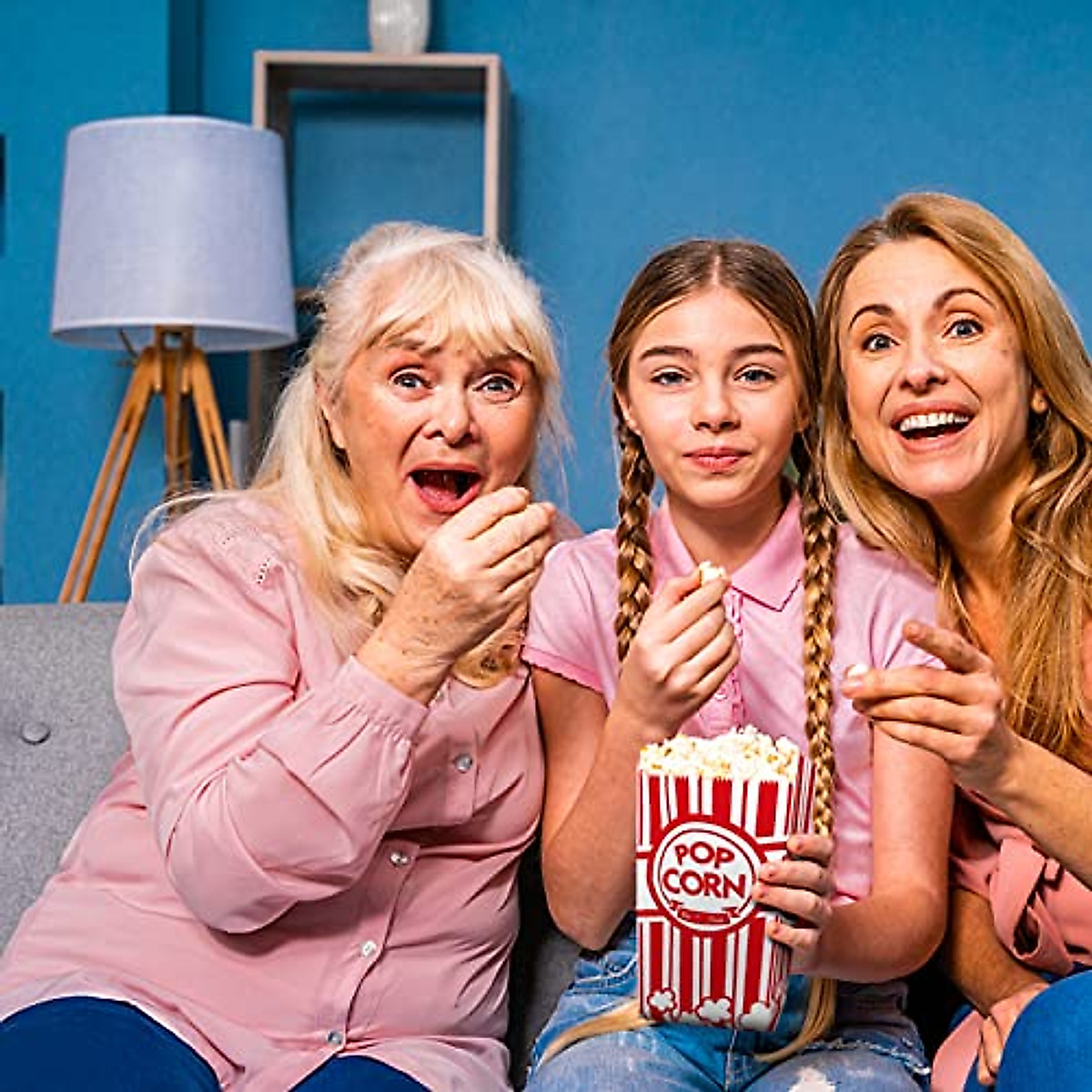 YESMONA 200 Pcs Paper Popcorn Bags, Popcorn Container Red and White Concession Stand Supplies Movie Theme Party Supplies Popcorn Holder