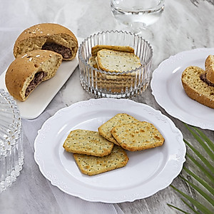 DaYammi 60PCS White Plastic Plates, Heavy Duty White Disposable Premium 7.5inch Dessert Cake Salad Appetizer Plates Hard Plastic Platos Disposable for Party Wedding