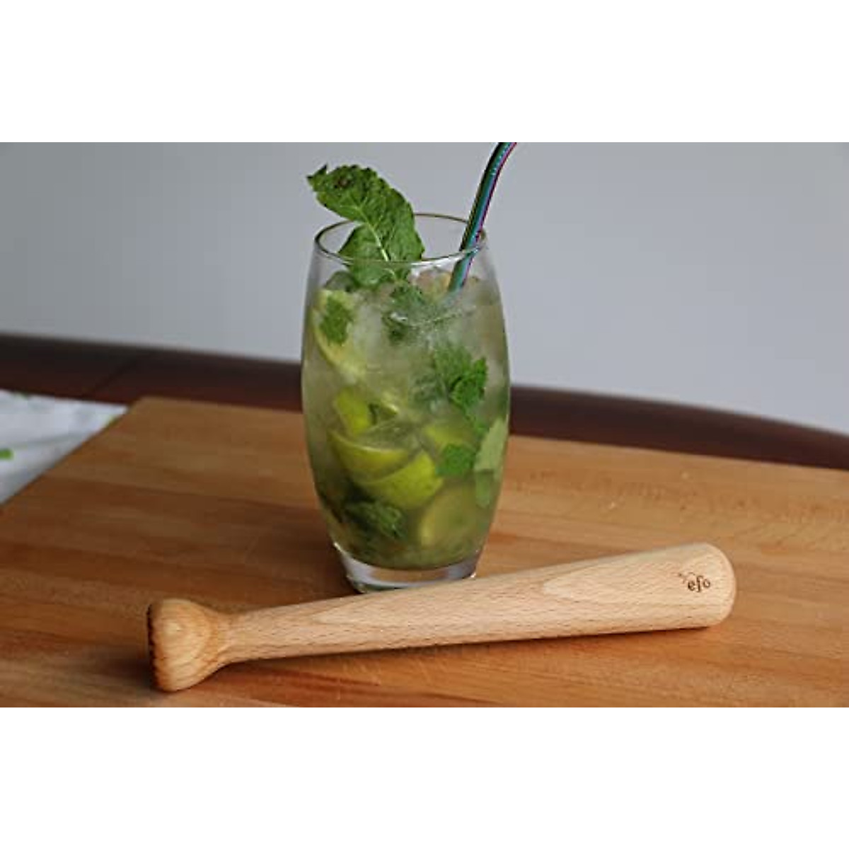 efo Wooden Muddler for Cocktails – Durable Wood Ice Crusher – Stylish Wooden Mojito Muddler Bar Tool – Handy Cocktail Muddler- Perfect Masher Kitchen Tool for Garlic Avocado Herbs and Fruits