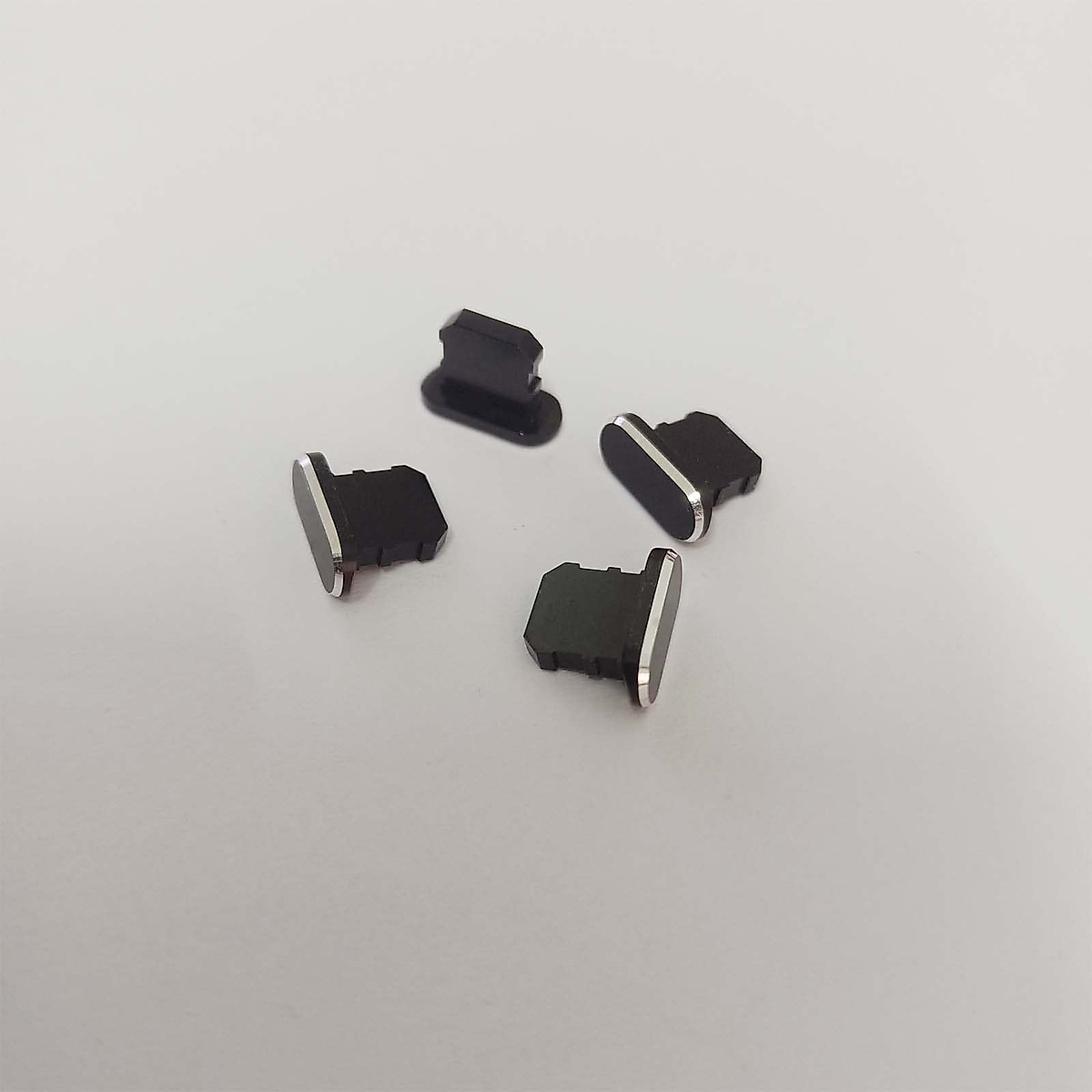 Medsuo 4pcs Black Anti Dust Plugs Protects Charging Dust Cover Compatible with iPhone 11, 12, Pro, Max/X/XS/XR, 7, 8 Plus, iPad Mini/Air