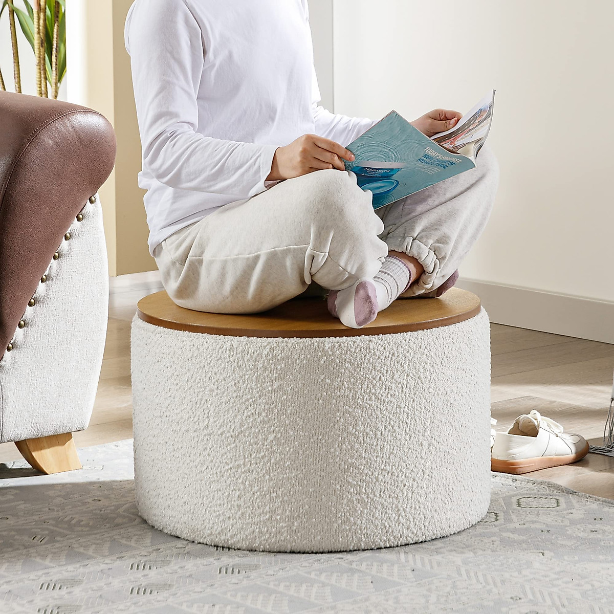 ONEVOG Large Ottoman Round Storage Ottoman with Wooden Lid, Living Room Round End Table No Assembly Required, Durable Boucle Fabric, Multipurpose End Table Support 300lbs