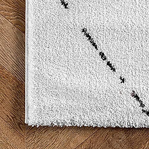 nuLOOM Hand Tufted Armitra Area Rug, 6' 7" x 9', Natural