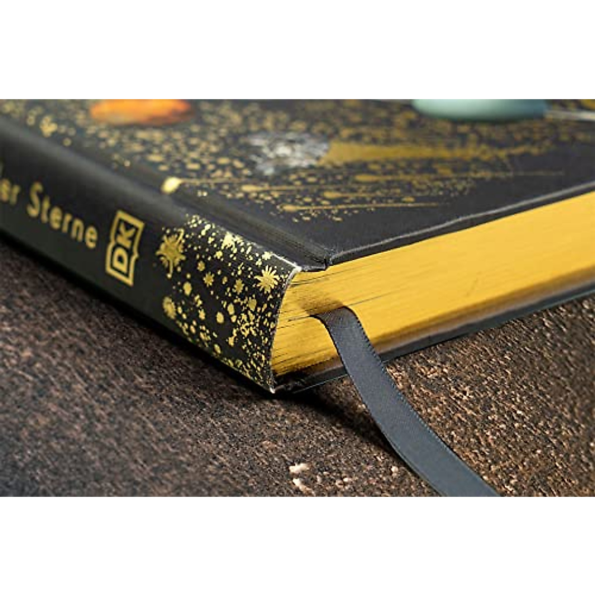 Wundervolle Welt der Sterne: Ein Weltall-Bilderbuch für die ganze Familie. Hochwertig ausgestattet mit Lesebändchen, Goldfolie und Goldschnitt