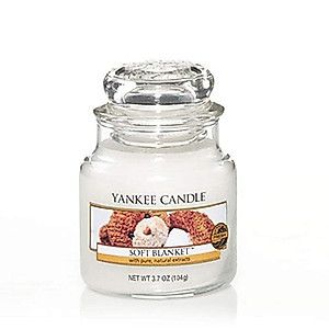 Yankee Candle Small Jar Candle, Soft Blanket