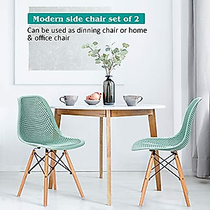 Giantex Set of 2 Modern Dining Chairs, Outdoor Indoor Shell PP Lounge Side Chairs with Mesh Design, Beech Wood Legs, Tulip Leisure Chairs, DSW Dining Chairs for Kitchen, Dining Room, Green