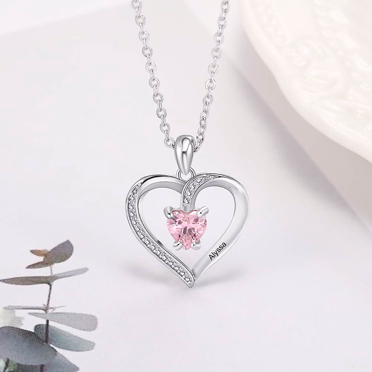 Gemszoo Personalized Names Heart Necklace with Simulated Birthstone Pendant Necklace for Women Mother (1 Name)