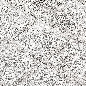 Vera Wang - Bathroom Rug Set, Soft & Absorbent Bathroom Decor, Reversible Modern Design (Marquis Diamond Grey, 2 Piece)