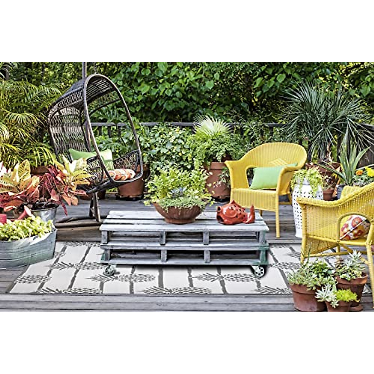 Healthy Choices Outdoor Area Rug - 4 x 6 ft - Waterproof, Fade Resistant, Reversible, Premium Recycled Plastic, Lightweight Floor Mat for RV, Patio, Deck, Picnic, Beach, Trailer, Camping - Silver