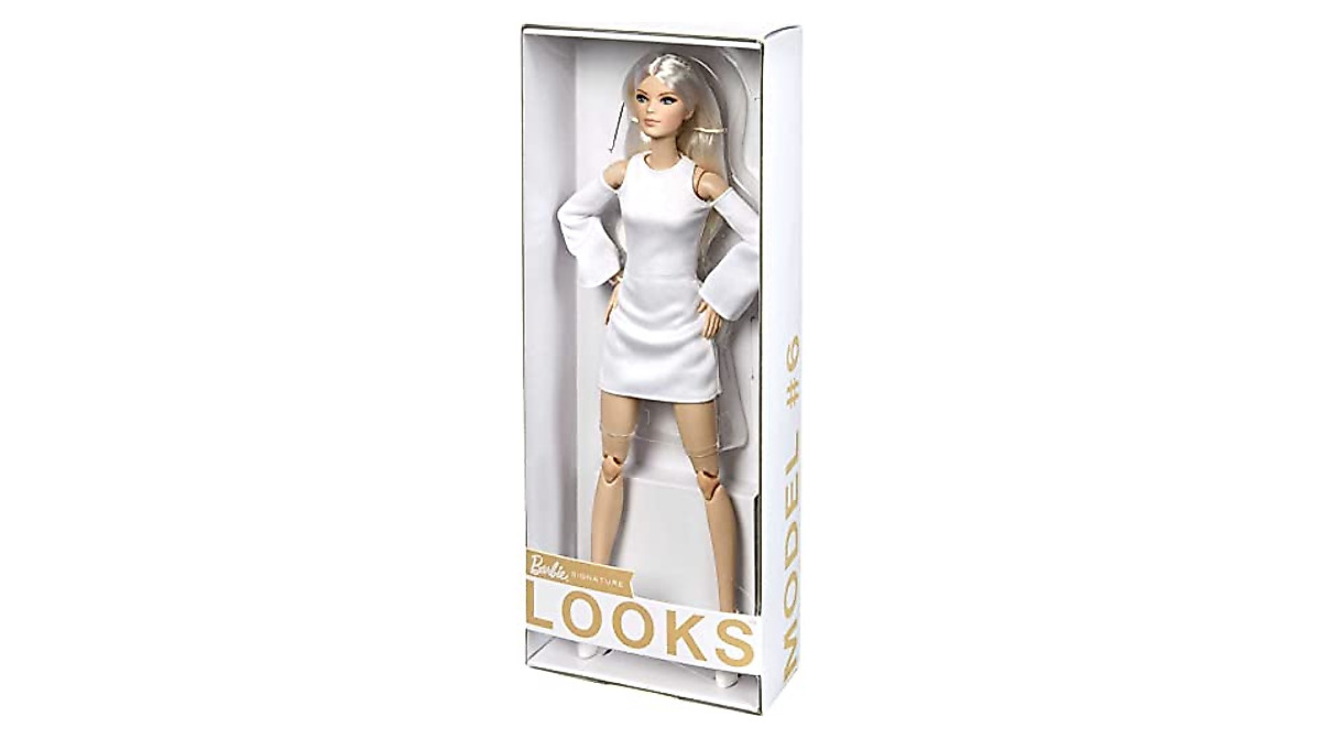 Barbie Signature Looks Doll - Fashionable & Fully Posable