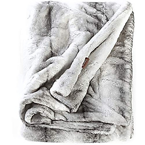 Double Sided Faux Fur Throw Blanket Silky Soft Oversized Afghan Machine Washable, Grey Striped Mink Chinchilla Shadow Fox (Light Grey, 55Wx70L)