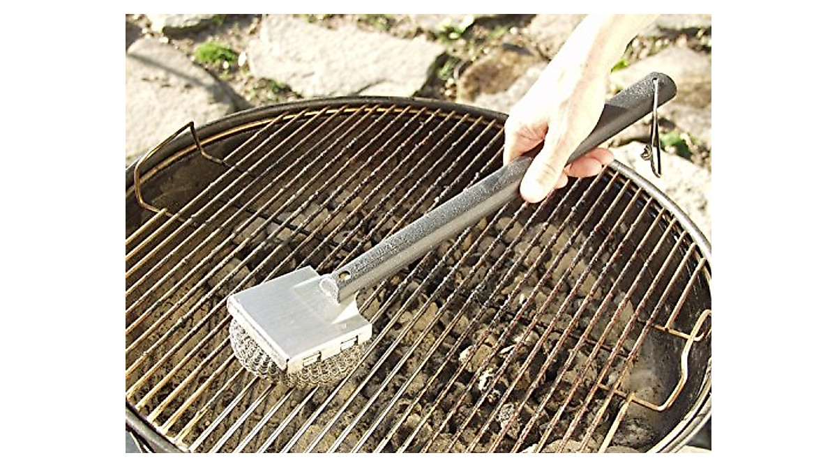 Tool Wizard Grill Brush with Extra Scrubber - Safe, Effective Cleaning