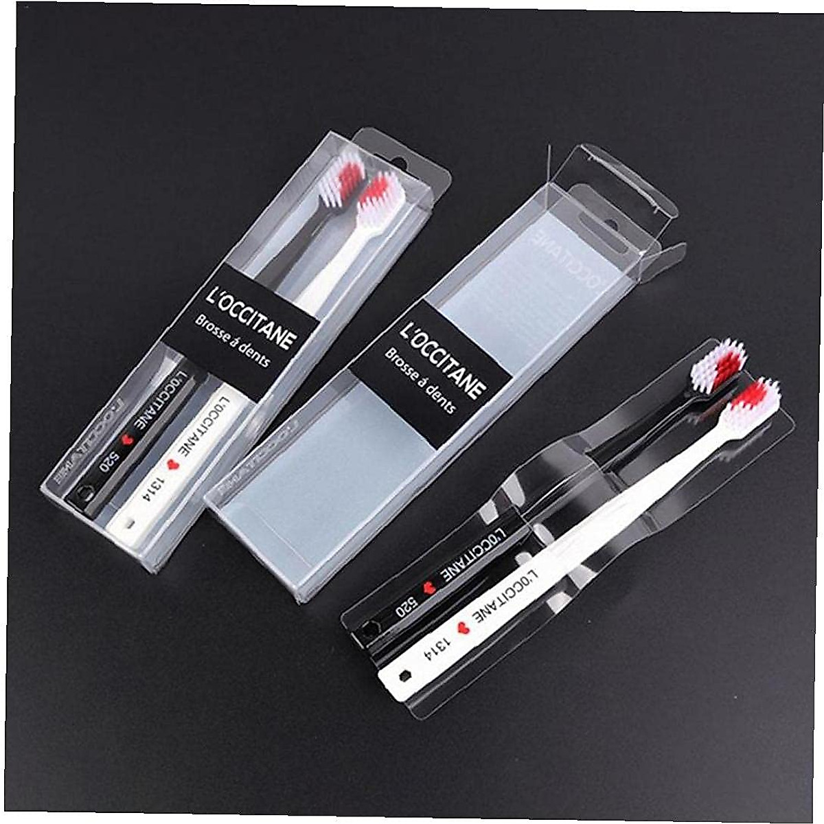 TOSSPER 2pcs/Set Couple Toothbrush, Black White Color Simple Adult Soft Hair Heart-Shaped Pattern Toothbrush for Outdoot Travle