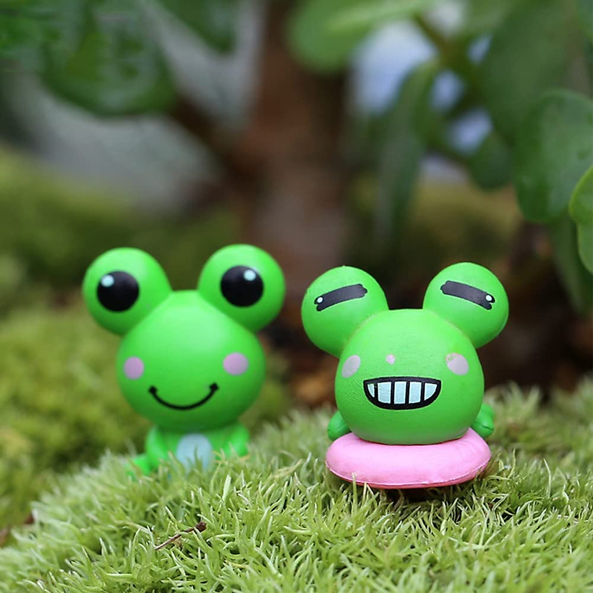 14 Pcs Mini Frogs and Lotus Leaf Easter Cupcake Toppers, Animals Model Fairy Garden Frog Miniature Figurines Moss Landscape DIY Terrarium Crafts Ornament Accessories Outdoor Decor
