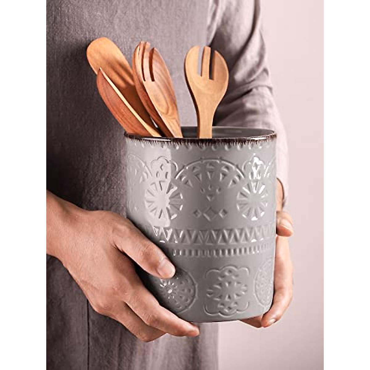 DOWAN Utensil Holder, 7.2" Extra Large Kitchen Utensil Crock for Countertop, Farmhouse Ceramic Utensil Organizer, Anti Slip & Scratch Cork Bottom, Grey Utensil Storage for Home Décor Gifts
