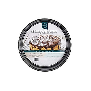 Chicago Metallic Professional Non-Stick Round Cake Pan, 9-Inch