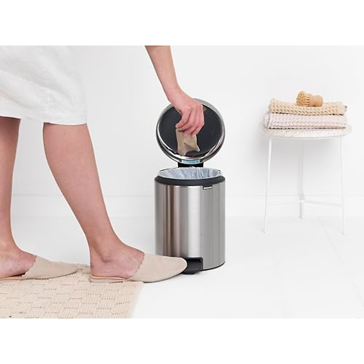 Brabantia New Icon Step Trash Can (1.3 Gal/Matt Steel FPP) Soft Closing Kitchen Garbage/Recycling Can with Removable Bucket