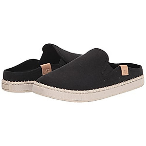 UGG Women's DELU Sneaker, Black, 8