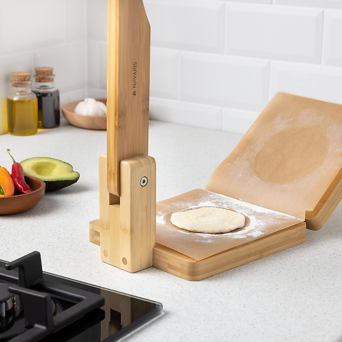 Navaris Wooden Tortilla Press - Wood Pataconera Tortilla Quesadilla Maker Flour Dough Press for Quesadillas Tortillas Indian Roti Tostones Patacones