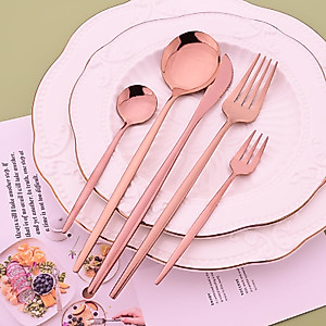 Uniturcky 62-Piece Rose Gold Flatware Set for 8 Stainless Steel Silverware Set with Steak Knives, Plus Reusable Metal Straws and Butter Knives, Party Tableware Cutlery Set, Mirror Polished