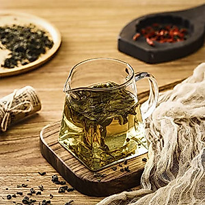 2 Pcs Small Glass Pitcher Elegant Shaped Glass Creamer Pitcher Glass Tea Pitcher Coffee Milk Creamer Pitcher Creative Milk Frothing Pitcher Milk Frother Cup Creamer Jug (Square Style)