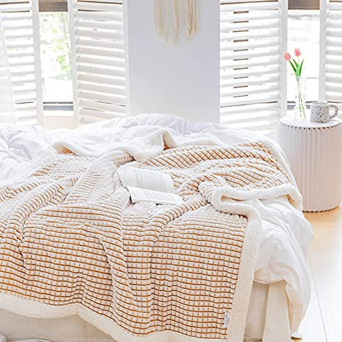 LOMAO Sherpa Blanket Throw Blanket Soft Warm Fleece Blanket Thick Blanket with Grid Pattern for Couch Sofa Bed Chair Home Decor (Mustard Yellow, 51"x63")