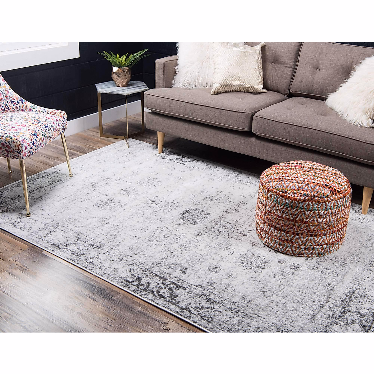Unique Loom Sofia Collection Area Rug - Casino (7' 1" x 10' Rectangle, Gray/ Beige)