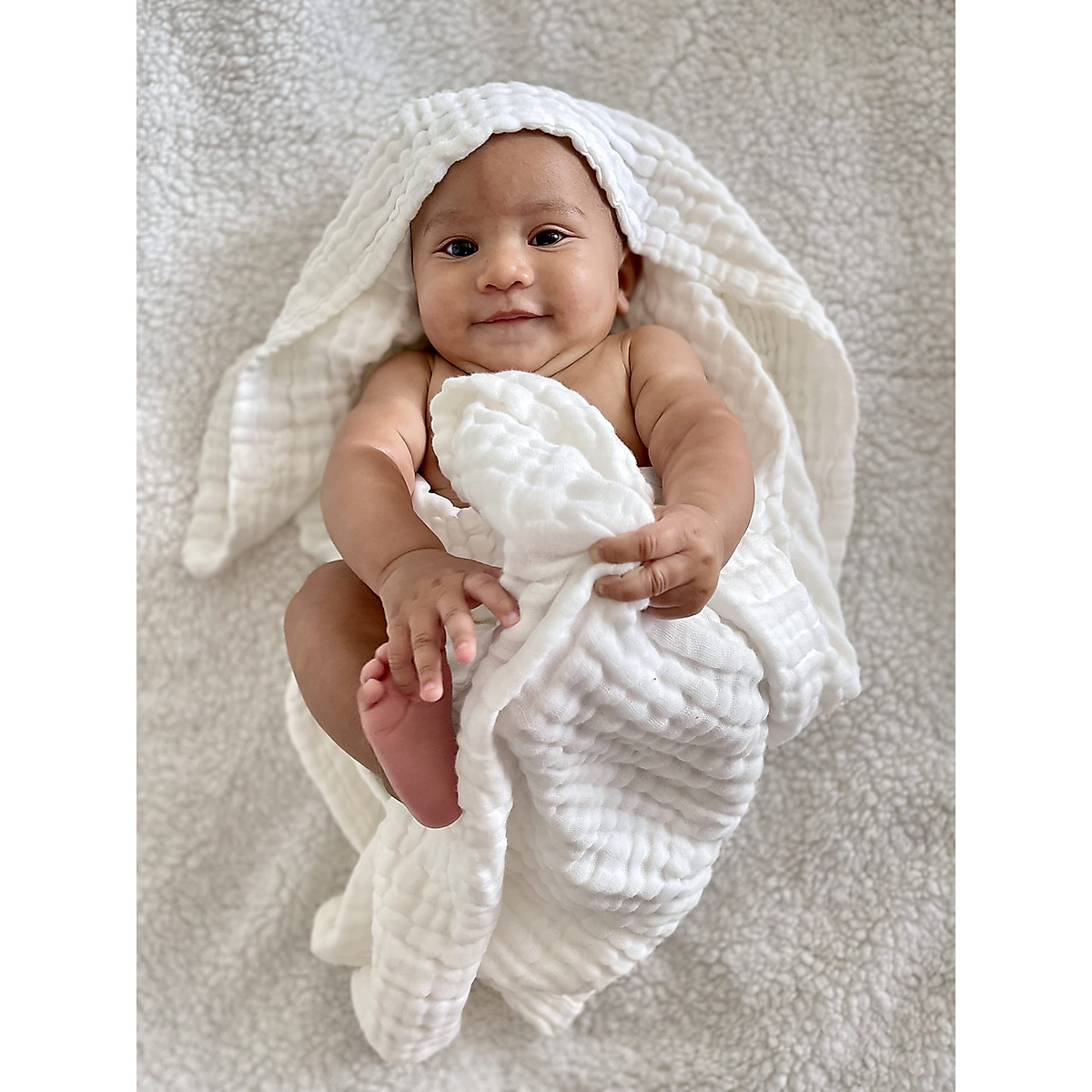 Leyl&Ari Basic Toddler Blanket - Organic Baby Towel - Baby Toddler Muslin Quilt- Crib Blanket - 3 Layers Organic Cotton Baby Blanket- 40"X40" (Snowy White)