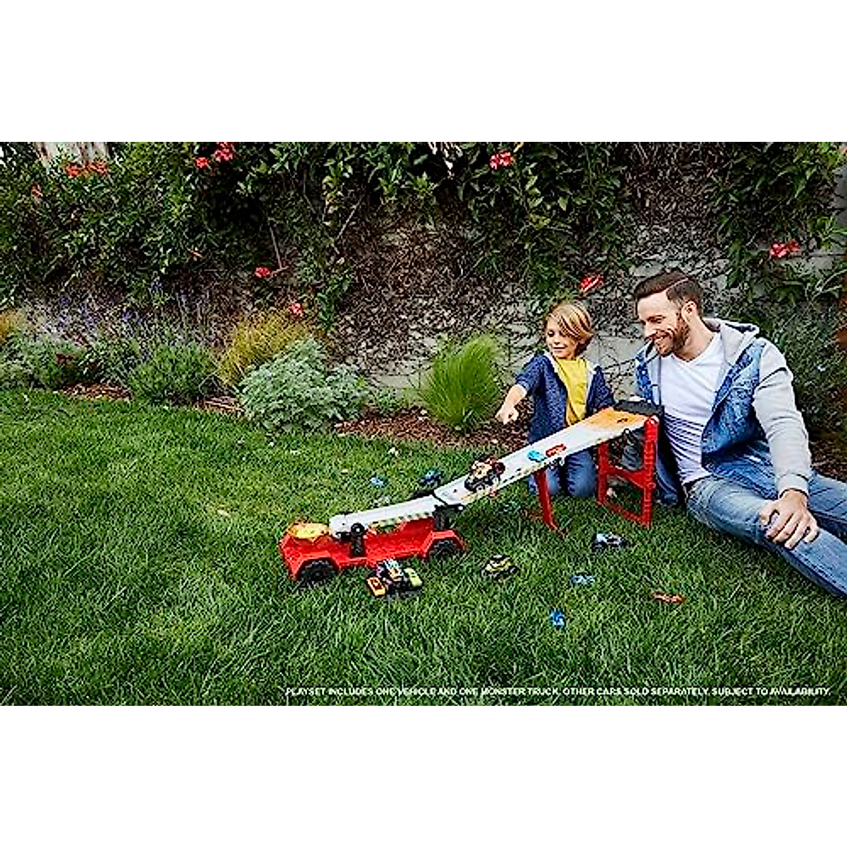 Hot Wheels Monster Trucks Down Hill Race & Go Playset with 1:64 Scale Bone Shaker Toy Truck & 1:64 Scale Toy Car