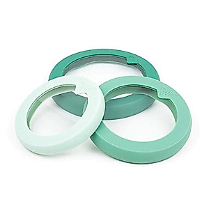 Food Huggers Kitchen Must-haves ECO-PRO 12 Pieces - Food Huggers Sage Green (Set of 5) + Avocado Hugger (Set of 2) + Food Huggers Silicone Storage Bags (2 pieces) + Food Huggers Bowl Lids (Set of 3)