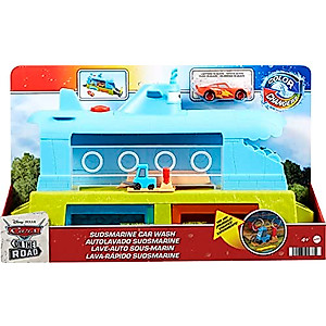 Disney and Pixar Cars Toys, Submarine Car Wash Playset with Color-Change Lightning McQueen Toy Car, Water Play